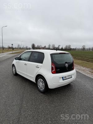 Белый Фольксваген Ап 2016 в Рига, объемом двигателя 1.00 л и пробегом 178 тыс. км за 4800 €, фото 7 на AUTOMOTO.COM.LV