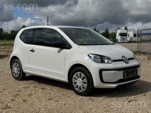 White Volkswagen Up 2017 in Valmiera, with an engine capacity of 1.00 L and mileage of 203 thousand km for 4650 €, photo 4 on AUTOMOTO.COM.LV