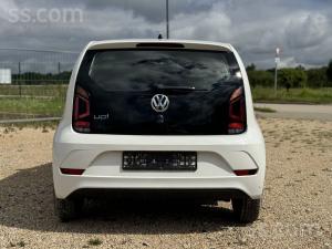 White Volkswagen Up 2017 in Valmiera, with an engine capacity of 1.00 L and mileage of 203 thousand km for 4650 €, photo 6 on AUTOMOTO.COM.LV