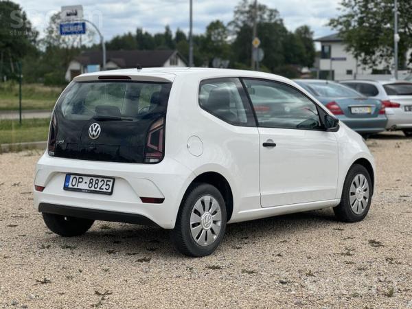 Balts Volkswagen Up 2017 Valmiera, ar dzinēja tilpumu 1.00 L un nobraukumu 203 tūkst. km par 3990 €, foto 5 vietnē AUTOMOTO.COM.LV