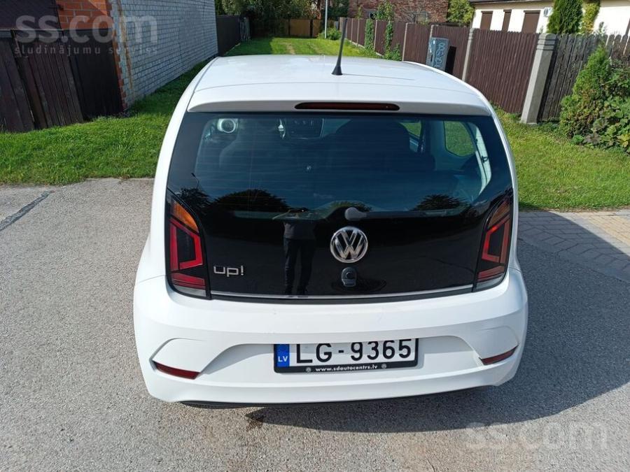 Balts Volkswagen Up 2018 Liepāja, ar dzinēja tilpumu 1.00 L un nobraukumu 77 tūkst. km par 6950 €, foto 4 vietnē AUTOMOTO.COM.LV