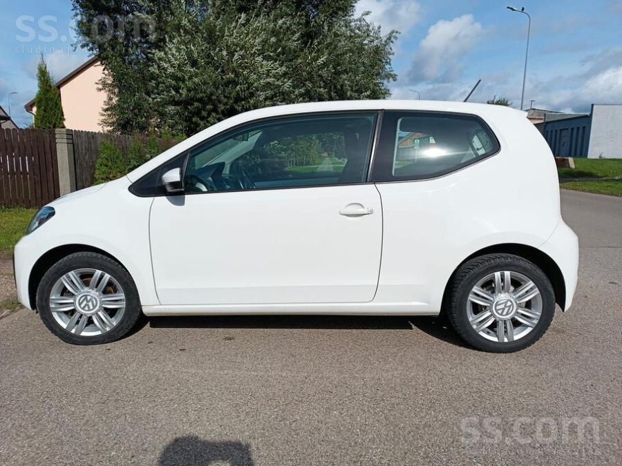 Balts Volkswagen Up 2018 Liepāja, ar dzinēja tilpumu 1.00 L un nobraukumu 77 tūkst. km par 6950 €, foto 6 vietnē AUTOMOTO.COM.LV