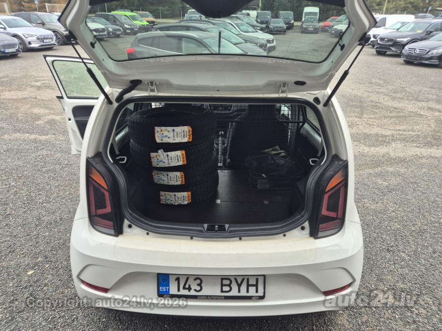 White Volkswagen Up 2018 in Tartu, with an engine capacity of 1.00 L and mileage of 72 thousand km for 6790 €, photo 6 on AUTOMOTO.COM.LV