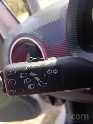 Balts Volkswagen Up 2018 Rīga, ar dzinēja tilpumu 1.00 L un nobraukumu 202 tūkst. km par 6750 €, foto 7 vietnē AUTOMOTO.COM.LV
