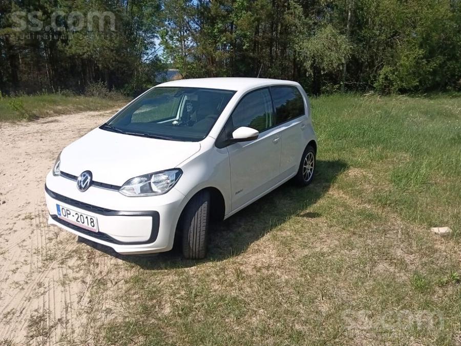 Balts Volkswagen Up 2018 Rīga, ar dzinēja tilpumu 1.00 L un nobraukumu 202 tūkst. km par 6750 €, foto 12 vietnē AUTOMOTO.COM.LV
