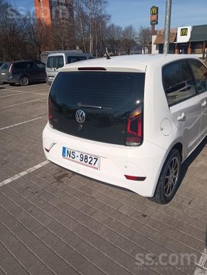 Balts Volkswagen Up 2018 Rīga, ar dzinēja tilpumu 1.00 L un nobraukumu 202 tūkst. km par 6750 €, foto 14 vietnē AUTOMOTO.COM.LV