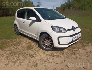 Balts Volkswagen Up 2018 Rīga, ar dzinēja tilpumu 1.00 L un nobraukumu 202 tūkst. km par 6750 €, foto  vietnē AUTOMOTO.COM.LV