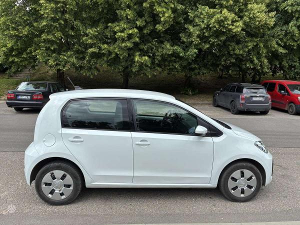 Balts Volkswagen Up 2021 Viļņa, ar dzinēja tilpumu 0.00 L un nobraukumu 30 tūkst. km par 8800 €, foto 6 vietnē AUTOMOTO.COM.LV