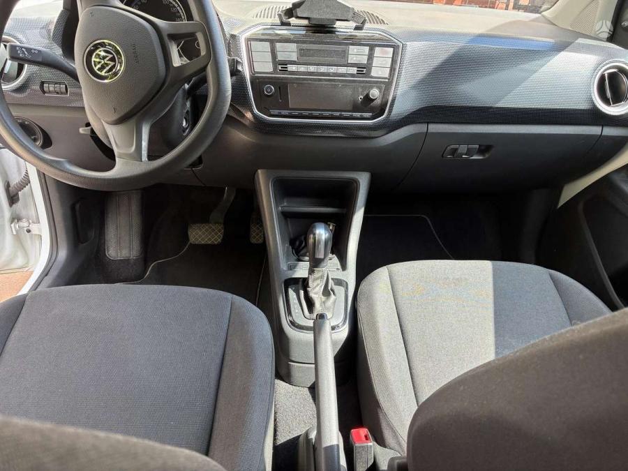 Balts Volkswagen Up 2021 Viļņa, ar dzinēja tilpumu 0.00 L un nobraukumu 30 tūkst. km par 8800 €, foto 12 vietnē AUTOMOTO.COM.LV