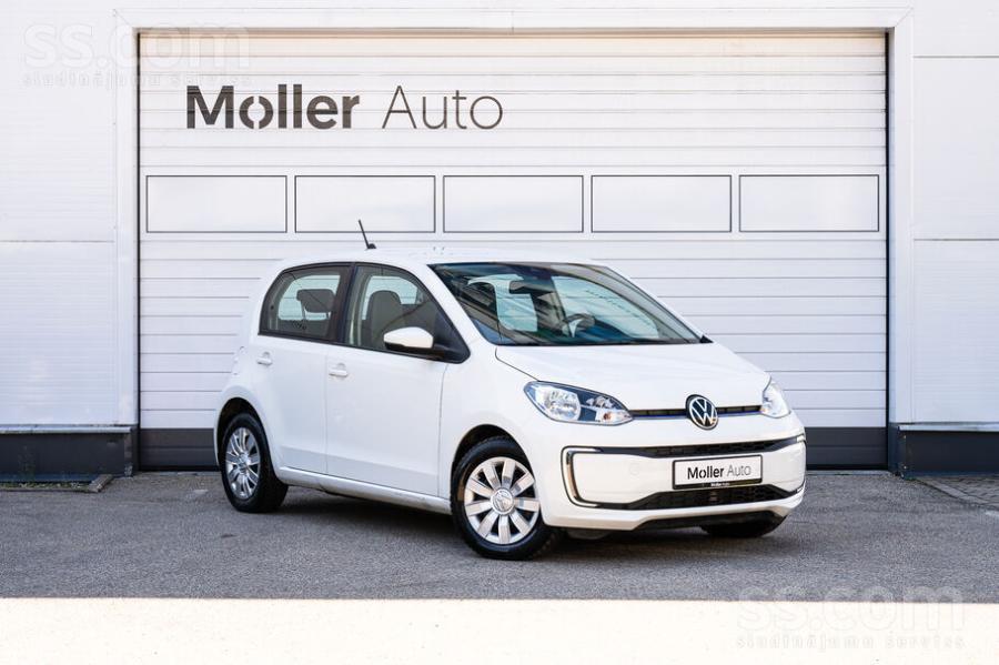 White Volkswagen Up 2021 in Riga, with an engine capacity of 1.00 L and mileage of 11 thousand km for 13950 €, photo 3 on AUTOMOTO.COM.LV