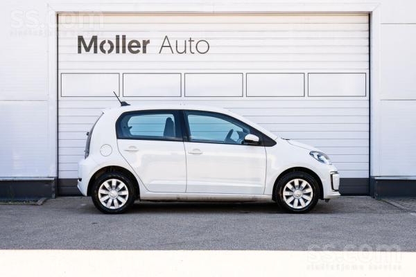 White Volkswagen Up 2021 in Riga, with an engine capacity of 1.00 L and mileage of 11 thousand km for 13950 €, photo 5 on AUTOMOTO.COM.LV