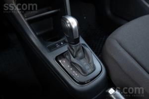 White Volkswagen Up 2021 in Riga, with an engine capacity of 1.00 L and mileage of 11 thousand km for 13950 €, photo 16 on AUTOMOTO.COM.LV