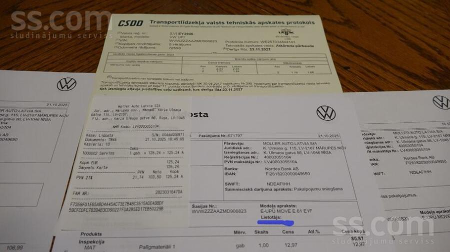 Dzeltens Volkswagen Up 2020 Rīga, ar dzinēja tilpumu 1.00 L un nobraukumu 73 tūkst. km par 10500 €, foto 23 vietnē AUTOMOTO.COM.LV