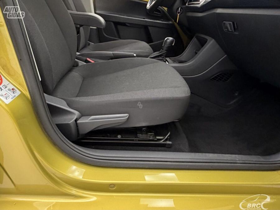 Dzeltens Volkswagen Up 2020 Avižieniai, ar dzinēja tilpumu 0.00 L un nobraukumu 71 tūkst. km par 8700 €, foto 6 vietnē AUTOMOTO.COM.LV