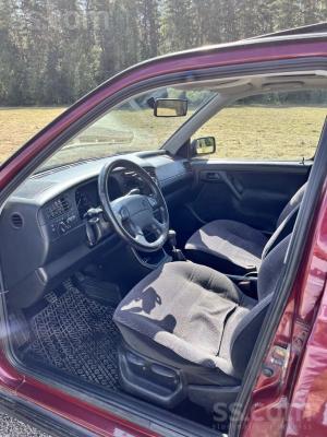Red Volkswagen Vento 1996 in Riga, with an engine capacity of 1.80 L and mileage of 178 thousand km for 1850 €, photo 16 on AUTOMOTO.COM.LV