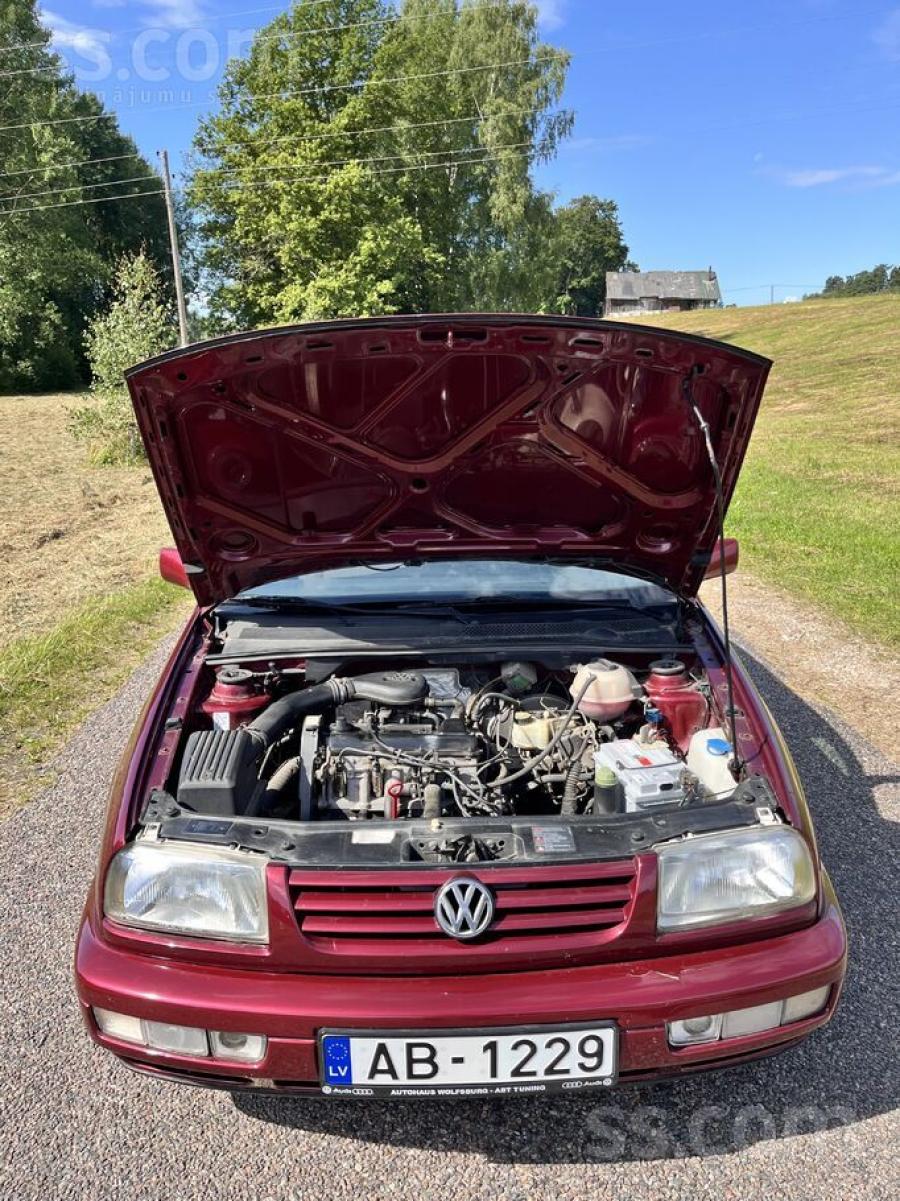 Red Volkswagen Vento 1996 in Riga, with an engine capacity of 1.80 L and mileage of 178 thousand km for 1850 €, photo 21 on AUTOMOTO.COM.LV