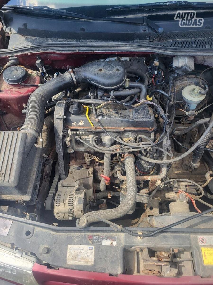 Volkswagen Vento 1994 in Vilkaviskis, with an engine capacity of 1.80 L and mileage of 2218 thousand km for 750 €, photo 3 on AUTOMOTO.COM.LV