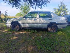 Volkswagen Vento 1994 Šauļi, ar dzinēja tilpumu 1.90 L un nobraukumu 263 tūkst. km par 500 €, foto 3 vietnē AUTOMOTO.COM.LV