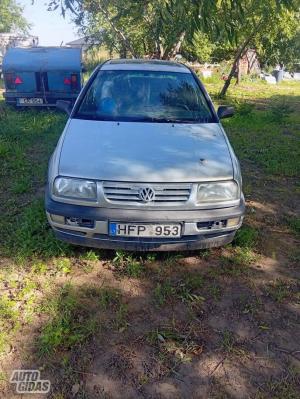 Volkswagen Vento 1994 Šauļi, ar dzinēja tilpumu 1.90 L un nobraukumu 263 tūkst. km par 500 €, foto 5 vietnē AUTOMOTO.COM.LV