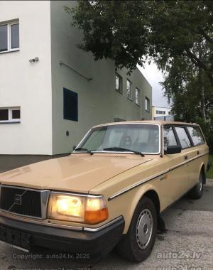 Smilšu krāsa Volvo 240 1984 Tallina, ar dzinēja tilpumu 2.30 L un nobraukumu 0 tūkst. km par 12000 €, foto 2 vietnē AUTOMOTO.COM.LV