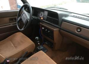 Smilšu krāsa Volvo 240 1984 Tallina, ar dzinēja tilpumu 2.30 L un nobraukumu 0 tūkst. km par 12000 €, foto 5 vietnē AUTOMOTO.COM.LV