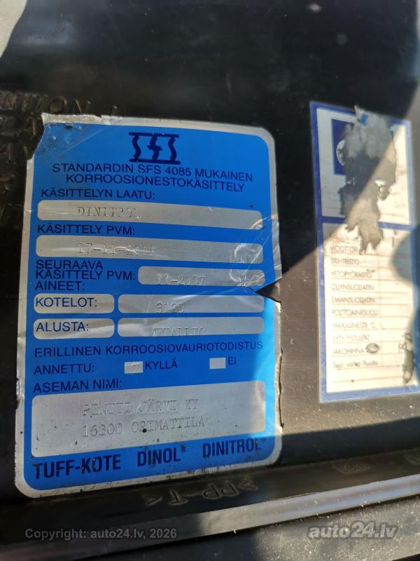 Zils Volvo 240 1993 Tallina, ar dzinēja tilpumu 2.30 L un nobraukumu 380 tūkst. km par 5999 €, foto 6 vietnē AUTOMOTO.COM.LV