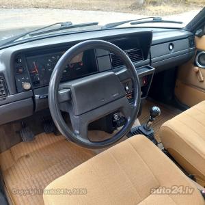 Pelēks Volvo 240 1991 Tallina, ar dzinēja tilpumu 2.30 L un nobraukumu 0 tūkst. km par 7600 €, foto 4 vietnē AUTOMOTO.COM.LV