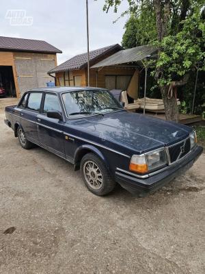 Volvo 240 1989 Panevēža, ar dzinēja tilpumu 2.40 L un nobraukumu 330 tūkst. km par 2500 €, foto 4 vietnē AUTOMOTO.COM.LV