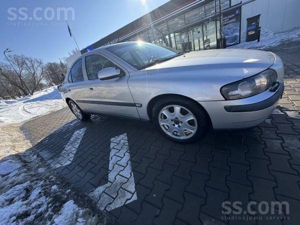 Volvo 240 2001 Rīga, ar dzinēja tilpumu 2.40 L un nobraukumu 356 tūkst. km par 1200 €, foto 3 vietnē AUTOMOTO.COM.LV