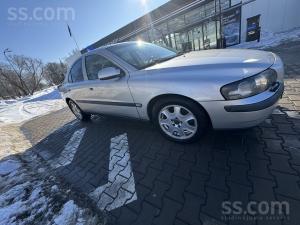 Volvo 240 2001 Rīga, ar dzinēja tilpumu 2.40 L un nobraukumu 356 tūkst. km par 1200 €, foto 3 vietnē AUTOMOTO.COM.LV