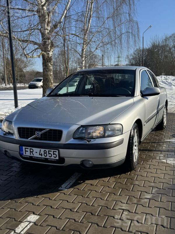 Volvo 240 2001 Rīga, ar dzinēja tilpumu 2.40 L un nobraukumu 356 tūkst. km par 1200 €, foto 7 vietnē AUTOMOTO.COM.LV