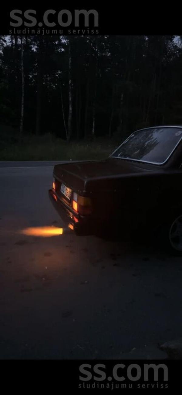 Brūns Volvo 244 1982 Rīga, ar dzinēja tilpumu 2.30 L un nobraukumu 280 tūkst. km par 4000 €, foto 9 vietnē AUTOMOTO.COM.LV