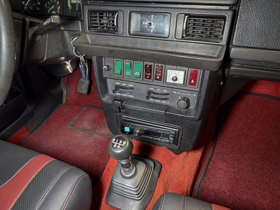 Red Volvo 244 1977 in Tallinn, with an engine capacity of 0.00 L and mileage of 0 thousand km for 7500 €, photo 8 on AUTOMOTO.COM.LV
