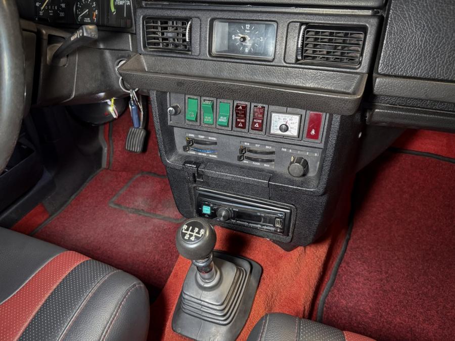 Red Volvo 244 1977 in Tallinn, with an engine capacity of 0.00 L and mileage of 0 thousand km for 7500 €, photo 20 on AUTOMOTO.COM.LV