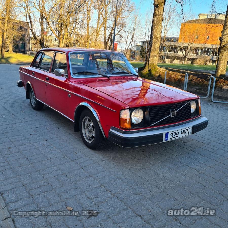 Sarkans Volvo 244 1979 Tartu, ar dzinēja tilpumu 2.10 L un nobraukumu 0 tūkst. km par 5500 €, foto 3 vietnē AUTOMOTO.COM.LV