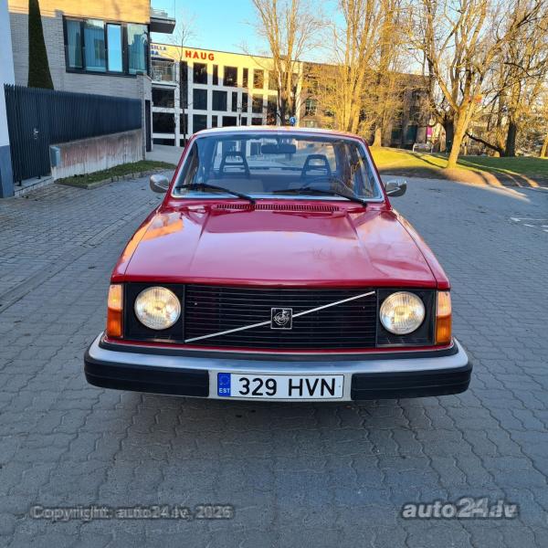 Sarkans Volvo 244 1979 Tartu, ar dzinēja tilpumu 2.10 L un nobraukumu 0 tūkst. km par 5500 €, foto 3 vietnē AUTOMOTO.COM.LV