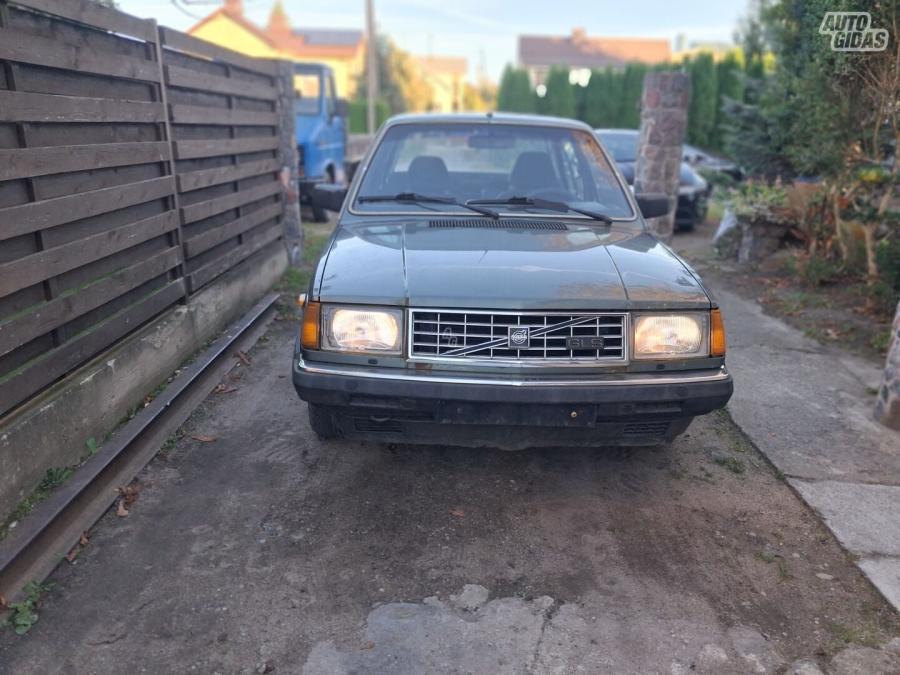 Zaļš Volvo 360 1985 Šauļi, ar dzinēja tilpumu 2.00 L un nobraukumu 194 tūkst. km par 1600 €, foto 3 vietnē AUTOMOTO.COM.LV