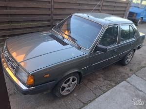Zaļš Volvo 360 1985 Šauļi, ar dzinēja tilpumu 2.00 L un nobraukumu 194 tūkst. km par 1600 €, foto 7 vietnē AUTOMOTO.COM.LV