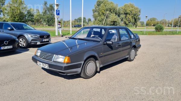 Zaļš Volvo 440 1989 Rīga, ar dzinēja tilpumu 1.80 L un nobraukumu 120 tūkst. km par 1800 €, foto 3 vietnē AUTOMOTO.COM.LV