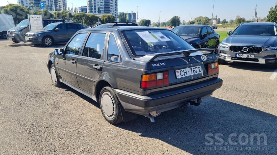 Green Volvo 440 1989 in Riga, with an engine capacity of 1.80 L and mileage of 120 thousand km for 1800 €, photo 5 on AUTOMOTO.COM.LV