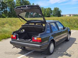 Grey Volvo 440 1989 in Riga, with an engine capacity of 1.70 L and mileage of 117 thousand km for 2900 €, photo 12 on AUTOMOTO.COM.LV