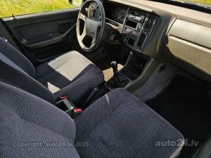 Grey Volvo 440 1989 in Riga, with an engine capacity of 1.70 L and mileage of 117 thousand km for 2900 €, photo 21 on AUTOMOTO.COM.LV