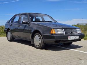 Grey Volvo 440 1989 in Riga, with an engine capacity of 1.72 L and mileage of 117 thousand km for 2900 €, photo 4 on AUTOMOTO.COM.LV