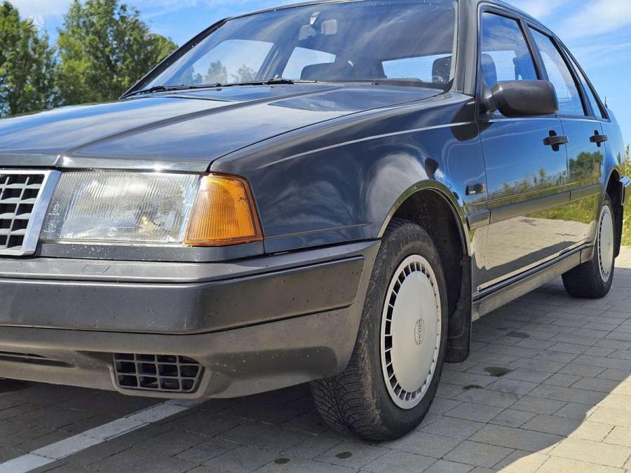 Grey Volvo 440 1989 in Riga, with an engine capacity of 1.72 L and mileage of 117 thousand km for 2900 €, photo 15 on AUTOMOTO.COM.LV