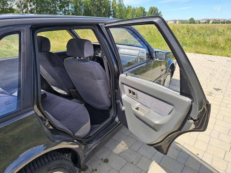 Grey Volvo 440 1989 in Riga, with an engine capacity of 1.72 L and mileage of 117 thousand km for 2900 €, photo 23 on AUTOMOTO.COM.LV