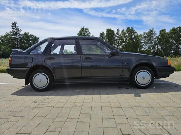 Grey Volvo 440 1989 in Riga, with an engine capacity of 1.70 L and mileage of 118 thousand km for 1700 €, photo 9 on AUTOMOTO.COM.LV