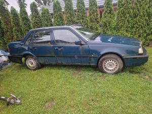 Volvo 460 1992 in Anyksciai, with an engine capacity of 1.80 L and mileage of 180 thousand km for 299 €, photo 4 on AUTOMOTO.COM.LV