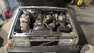 Blue Volvo 740 1986 in Tukums, with an engine capacity of 2.40 L and mileage of 333 thousand km for 2500 €, photo 5 on AUTOMOTO.COM.LV