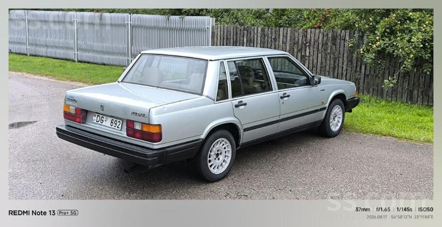 Grey Volvo 740 1986 in Tukums, with an engine capacity of 2.30 L and mileage of 333 thousand km for 4500 €, photo 4 on AUTOMOTO.COM.LV