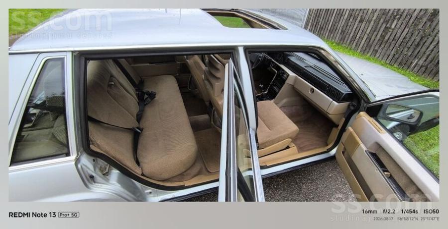 Grey Volvo 740 1986 in Tukums, with an engine capacity of 2.30 L and mileage of 333 thousand km for 4500 €, photo 7 on AUTOMOTO.COM.LV